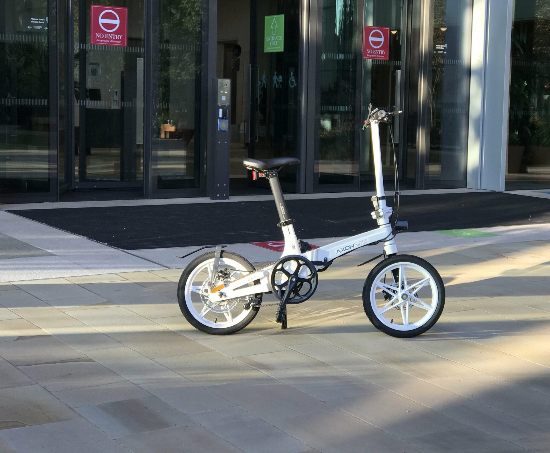 Sales person | Axon Rides